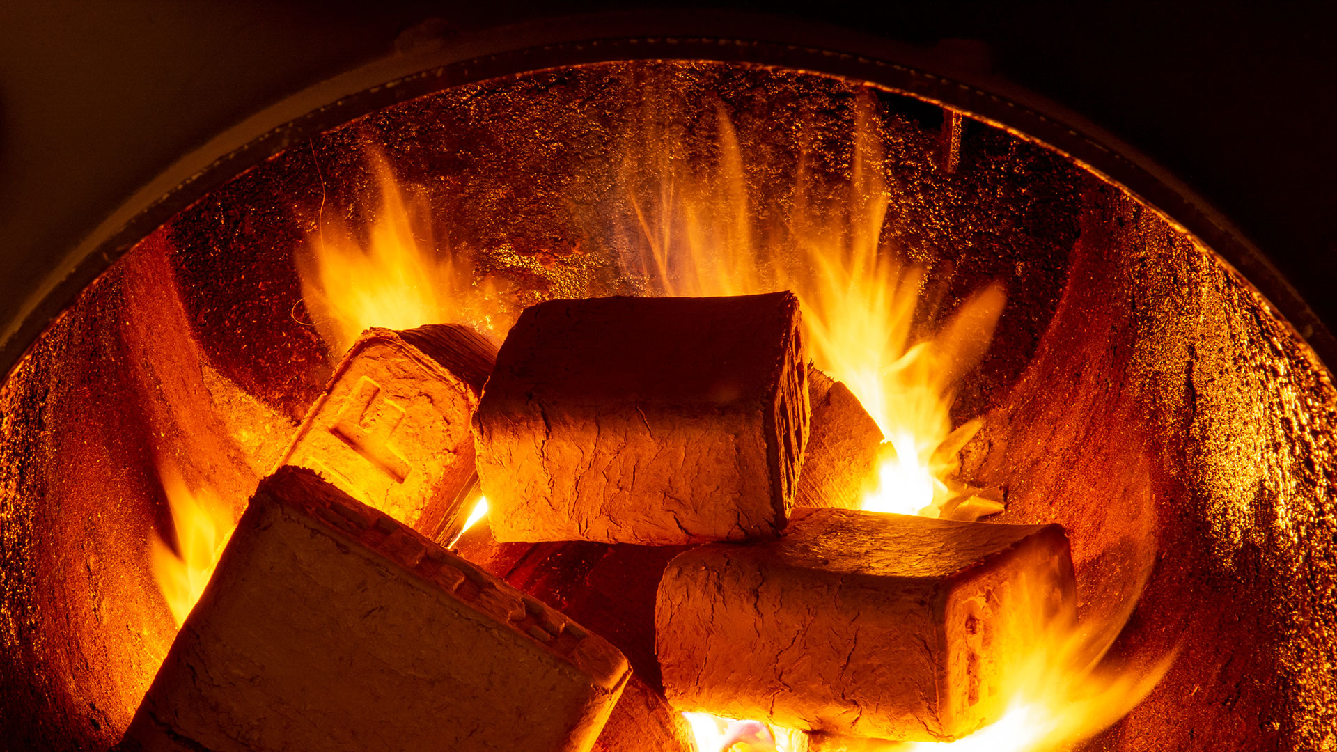 Puitbrikett | Odav Puitbrikett | brikett üle Eesti | Harju Puu